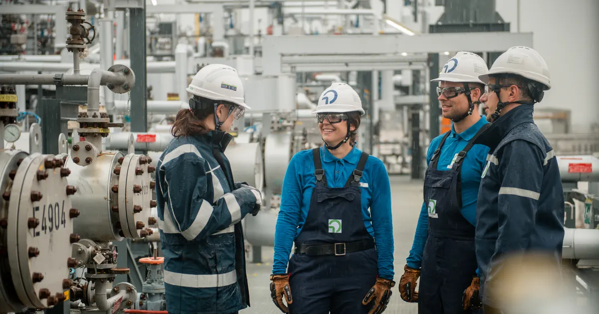 Scaling up chemical recycling: OMV successfully starts-up new ReOil ...